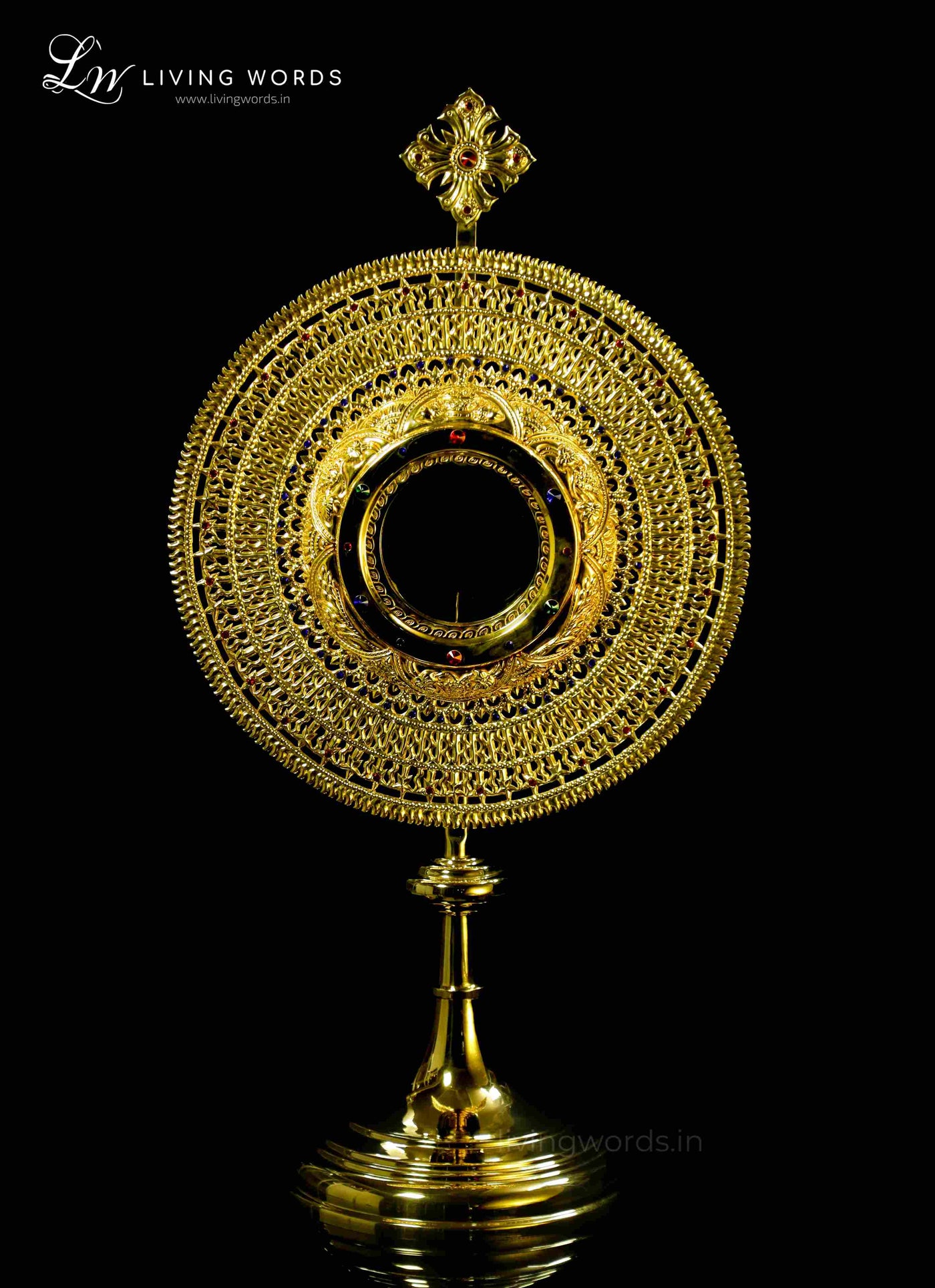 Holy Communion Vessels – Living Words